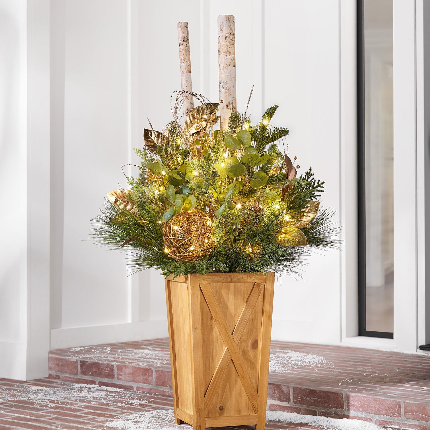 Member's Mark Pre-Lit 48IN Decorative Topiary-Gold Berries - Samsclub.com