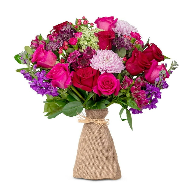 Member's Mark Farm Fresh Valentine's Day Mixed Flower Bouquet, 30 stems ...