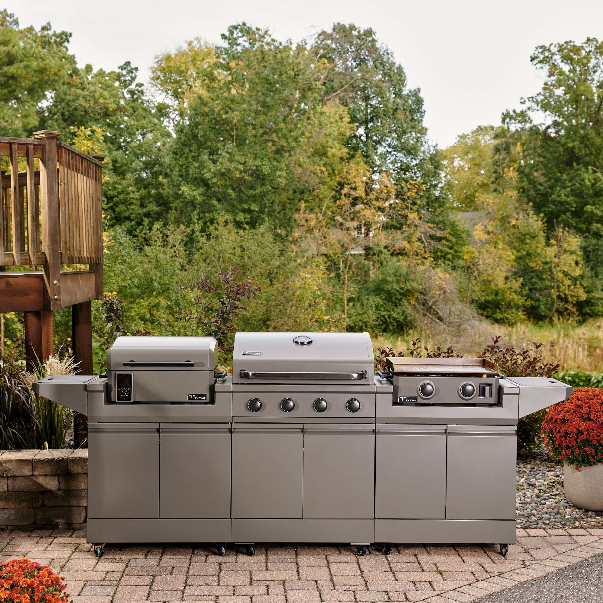 TYTUS Modular Trio with 4-Burner Gas Grill, Pellet Grill and 2-Burner ...