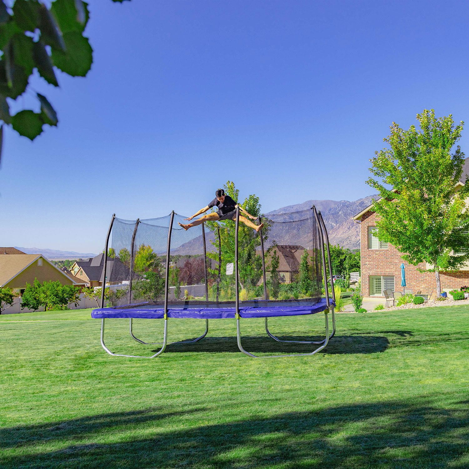 Skywalker Trampolines 15' x 9' Rectangle Trampoline with Enclosure ...
