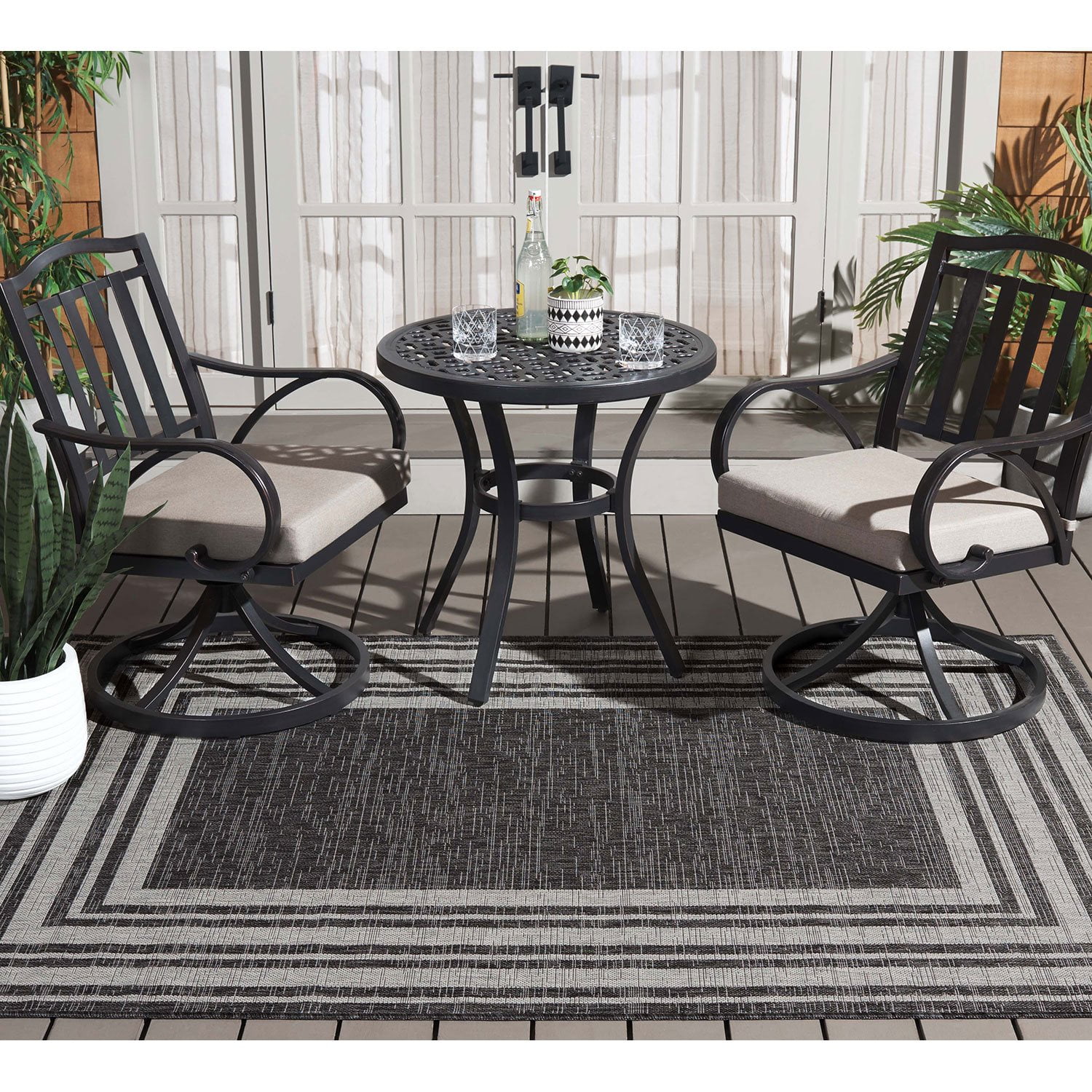 Safavieh Resort Indoor/Outdoor Rug Collection, 5' x 8' - Samsclub.com