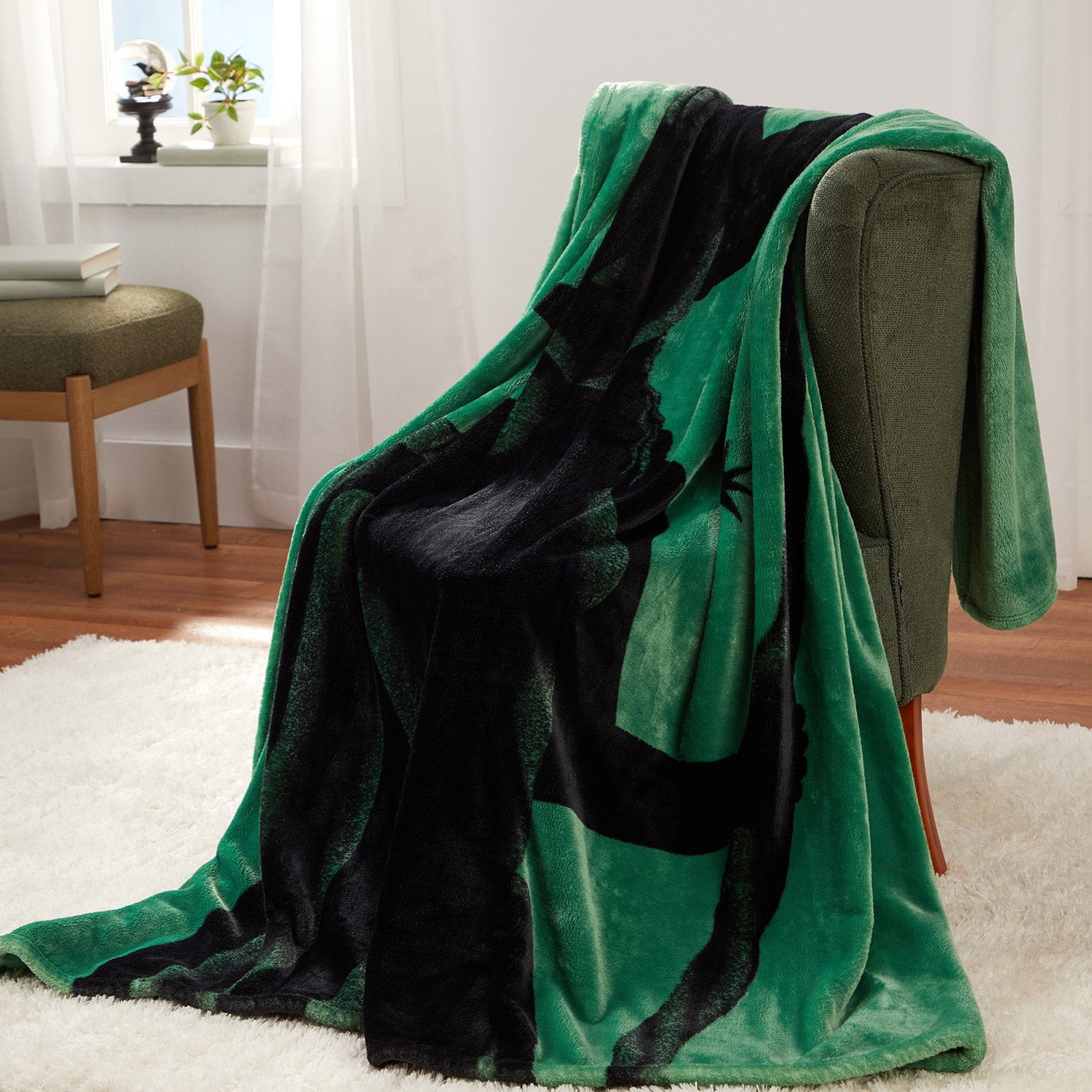 Wicked 60" x 70" Silky Soft Throw - Samsclub.com