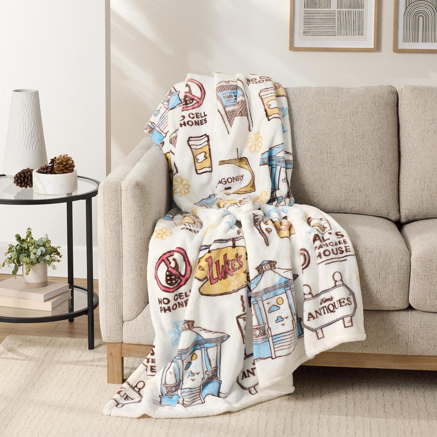 Adult Licensed Silk Touch Throw, 60" x 70" - Samsclub.com